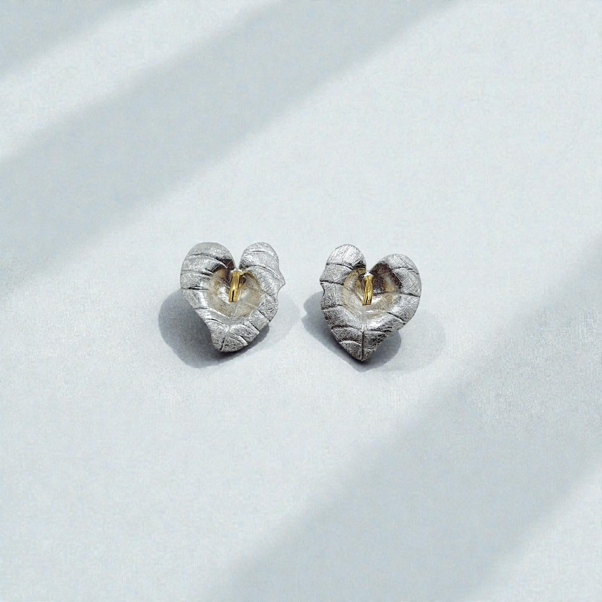 Lilly studs – Barker & Son